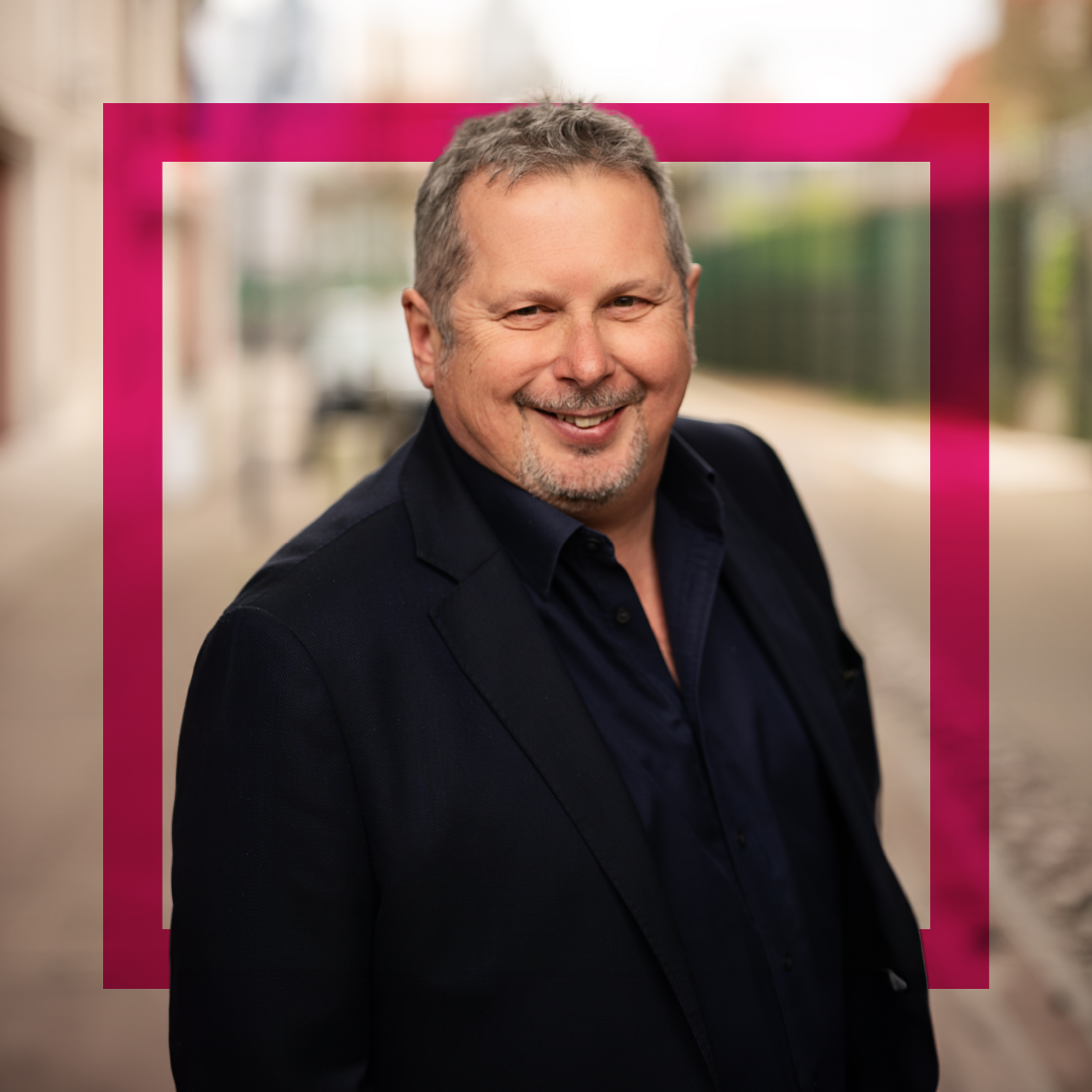 About Us | Houston Lawrence